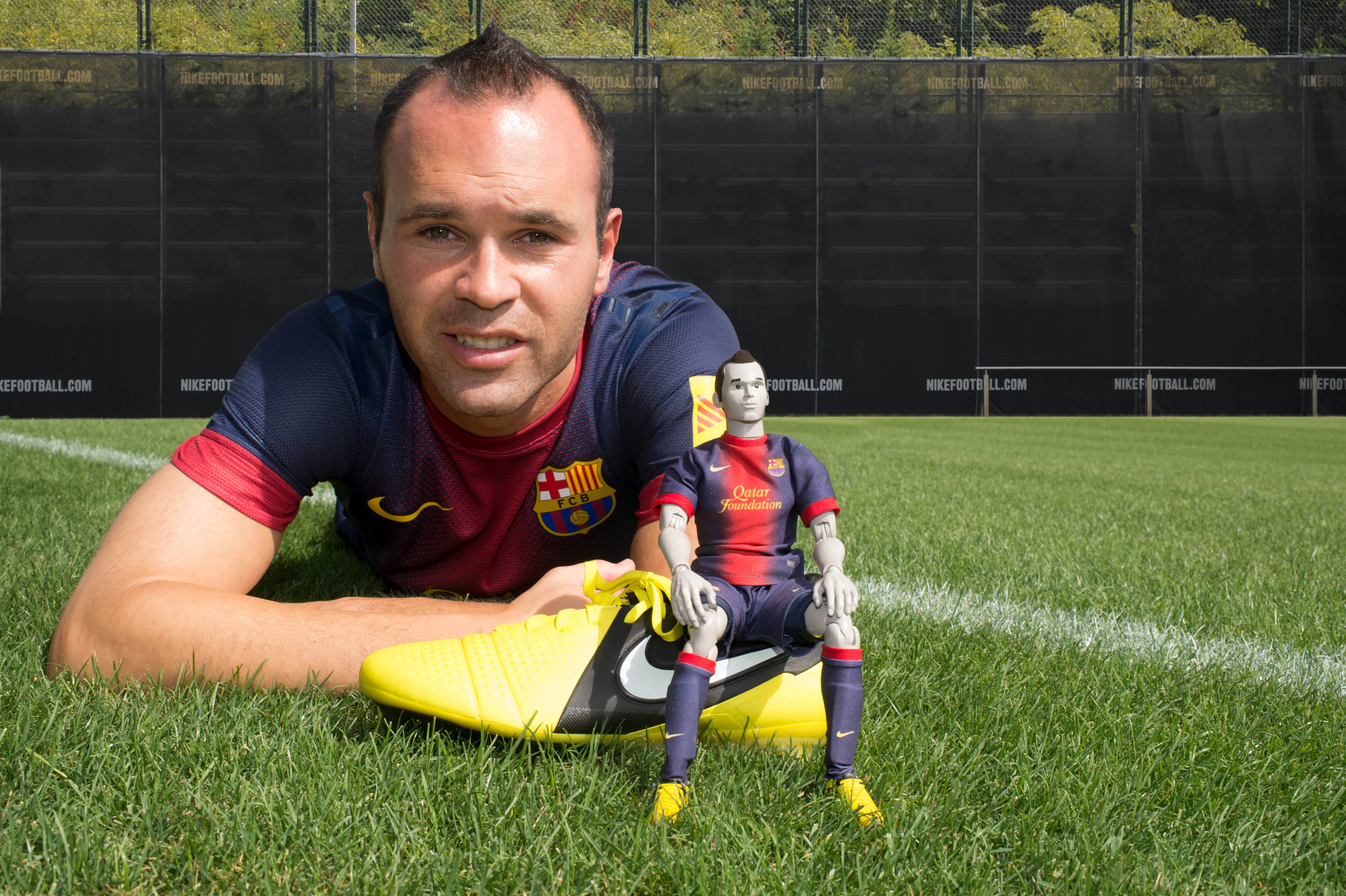 Hình nền đẹp Andres Iniesta autograph (89)